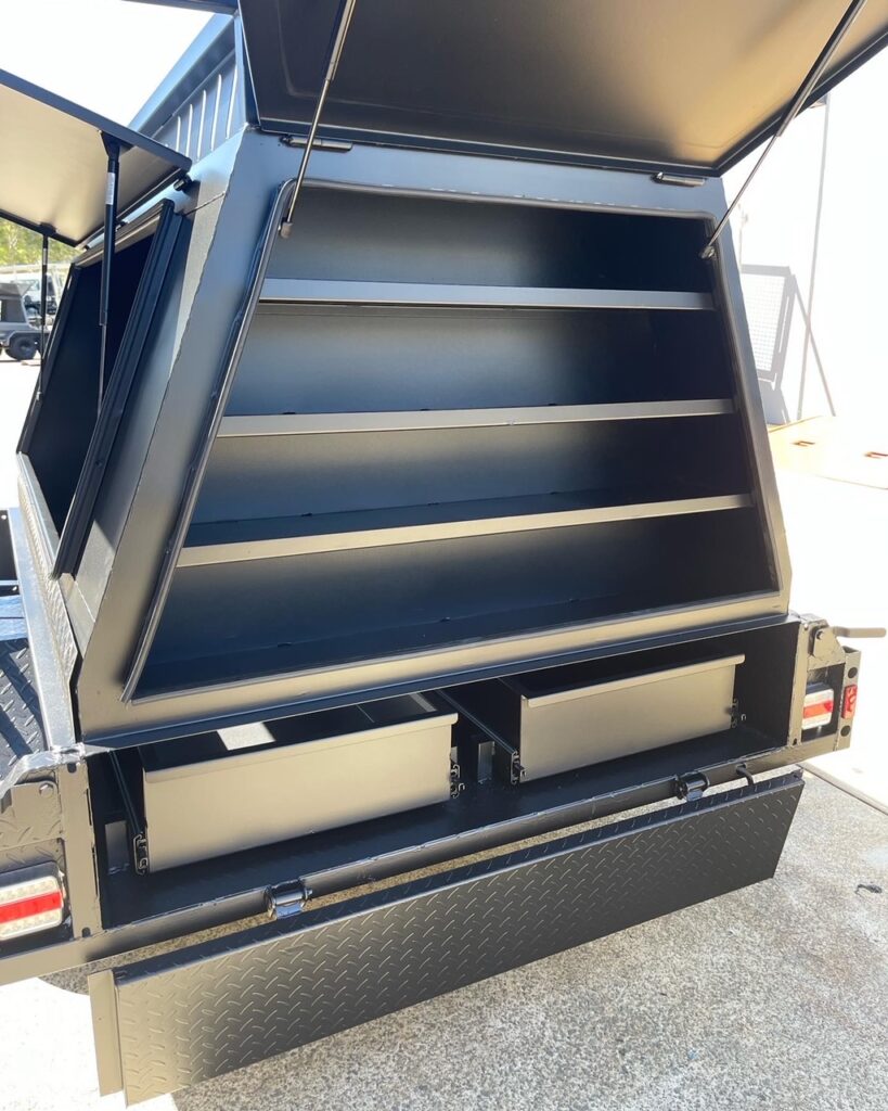 Custom Builders Trailer – Tradesman’s Trailers