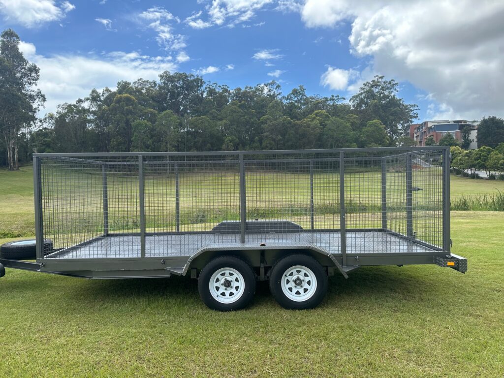 Custom Tilt Car Trailer – Tradesman’s Trailers